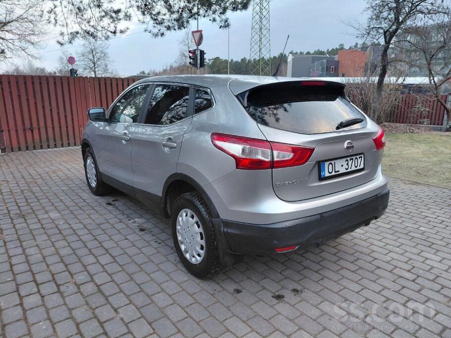 Pelēks Nissan Qashqai 2016 Rīga, ar dzinēja tilpumu 1.20 L un nobraukumu 121 tūkst. km par 7990 €, foto 7 vietnē AUTOMOTO.COM.LV