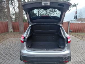 Pelēks Nissan Qashqai 2016 Rīga, ar dzinēja tilpumu 1.20 L un nobraukumu 121 tūkst. km par 7990 €, foto 8 vietnē AUTOMOTO.COM.LV