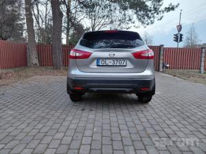 Pelēks Nissan Qashqai 2016 Rīga, ar dzinēja tilpumu 1.20 L un nobraukumu 125 tūkst. km par 7990 €, foto 5 vietnē AUTOMOTO.COM.LV