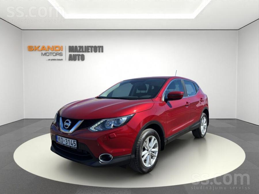 Grey Nissan Qashqai 2016 in Riga, with an engine capacity of 1.20 L and mileage of 129 thousand km for 8490 €, photo 1 on AUTOMOTO.COM.LV