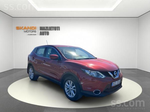 Grey Nissan Qashqai 2016 in Riga, with an engine capacity of 1.20 L and mileage of 129 thousand km for 8490 €, photo 8 on AUTOMOTO.COM.LV