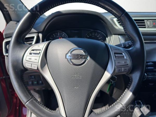 Grey Nissan Qashqai 2016 in Riga, with an engine capacity of 1.20 L and mileage of 129 thousand km for 8490 €, photo 10 on AUTOMOTO.COM.LV