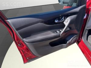 Grey Nissan Qashqai 2016 in Riga, with an engine capacity of 1.20 L and mileage of 129 thousand km for 8490 €, photo 13 on AUTOMOTO.COM.LV
