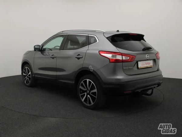 Grey Nissan Qashqai 2016 in Vilnius, with an engine capacity of 1.60 L and mileage of 165 thousand km for 11999 €, photo 7 on AUTOMOTO.COM.LV