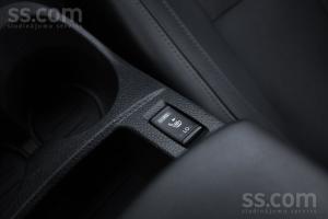 Pelēks Nissan Qashqai 2016 Jelgava, ar dzinēja tilpumu 1.60 L un nobraukumu 237 tūkst. km par 12000 €, foto 27 vietnē AUTOMOTO.COM.LV