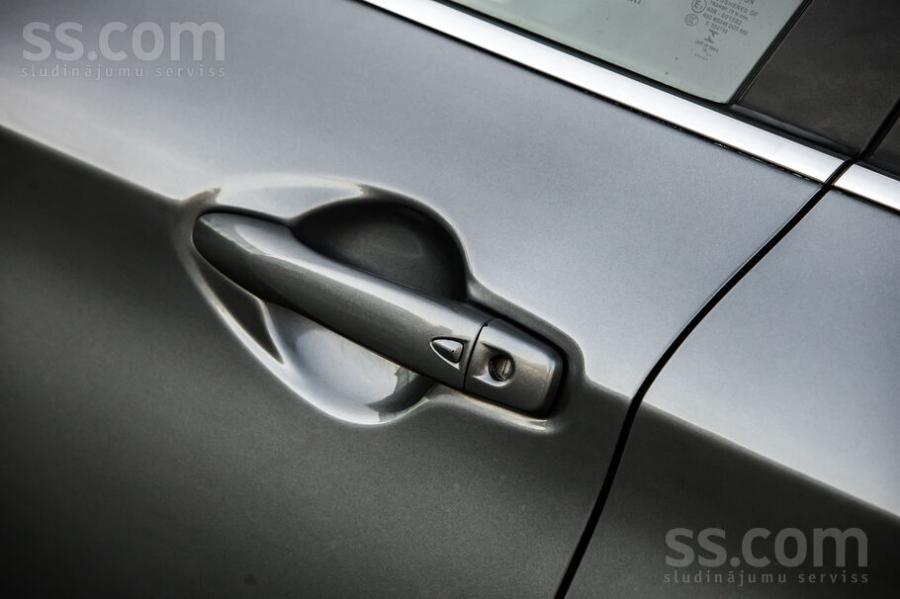 Pelēks Nissan Qashqai 2016 Jelgava, ar dzinēja tilpumu 1.60 L un nobraukumu 237 tūkst. km par 12000 €, foto 34 vietnē AUTOMOTO.COM.LV