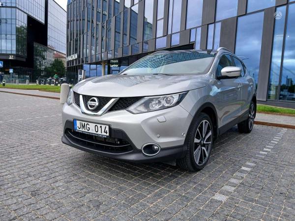 Grey Nissan Qashqai 2016 in Kaunas, with an engine capacity of 1.60 L and mileage of 117 thousand km for 10500 €, photo 1 on AUTOMOTO.COM.LV