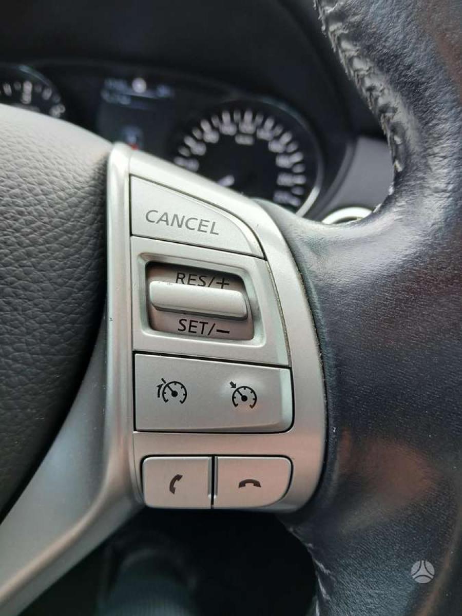 Pelēks Nissan Qashqai 2016 Kauņa, ar dzinēja tilpumu 1.60 L un nobraukumu 117 tūkst. km par 10500 €, foto 19 vietnē AUTOMOTO.COM.LV
