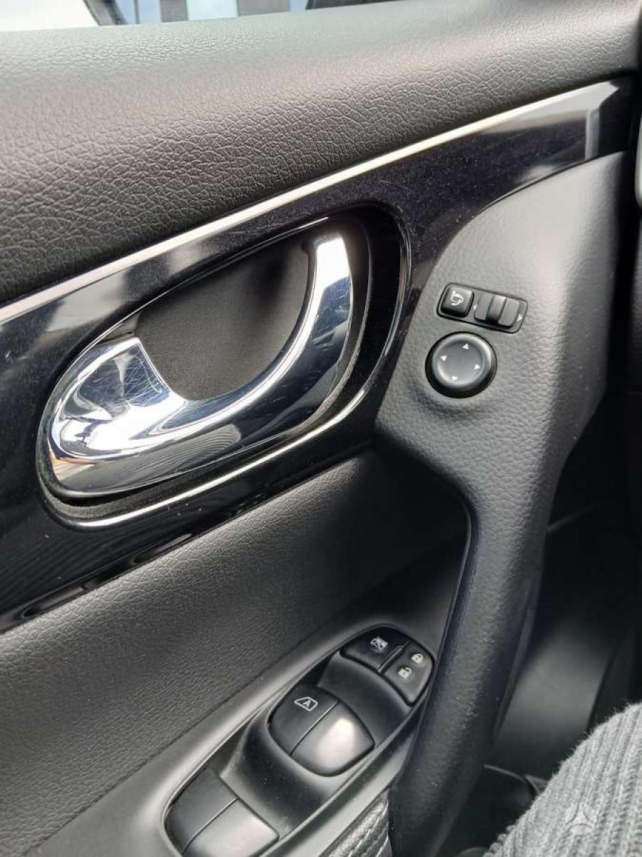 Pelēks Nissan Qashqai 2016 Kauņa, ar dzinēja tilpumu 1.60 L un nobraukumu 117 tūkst. km par 10500 €, foto 21 vietnē AUTOMOTO.COM.LV