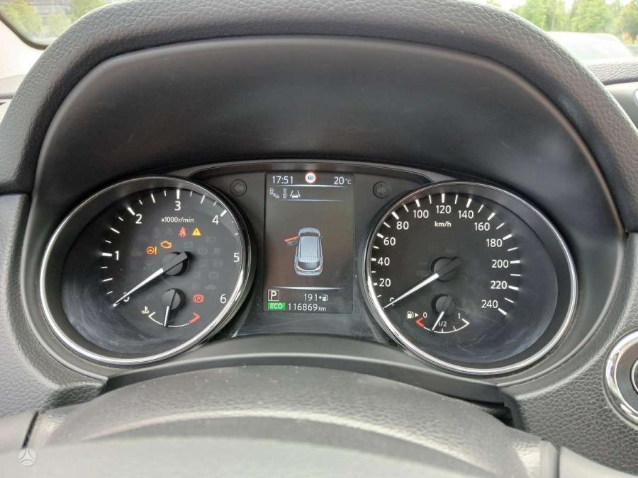 Pelēks Nissan Qashqai 2016 Kauņa, ar dzinēja tilpumu 1.60 L un nobraukumu 117 tūkst. km par 10500 €, foto 28 vietnē AUTOMOTO.COM.LV