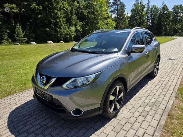 Grey Nissan Qashqai 2016 in Telschi, with an engine capacity of 1.20 L and mileage of 231 thousand km for 8700 €, photo 1 on AUTOMOTO.COM.LV