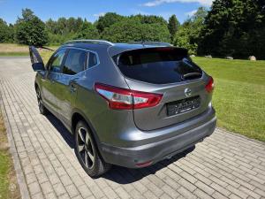 Grey Nissan Qashqai 2016 in Telschi, with an engine capacity of 1.20 L and mileage of 231 thousand km for 8700 €, photo 5 on AUTOMOTO.COM.LV