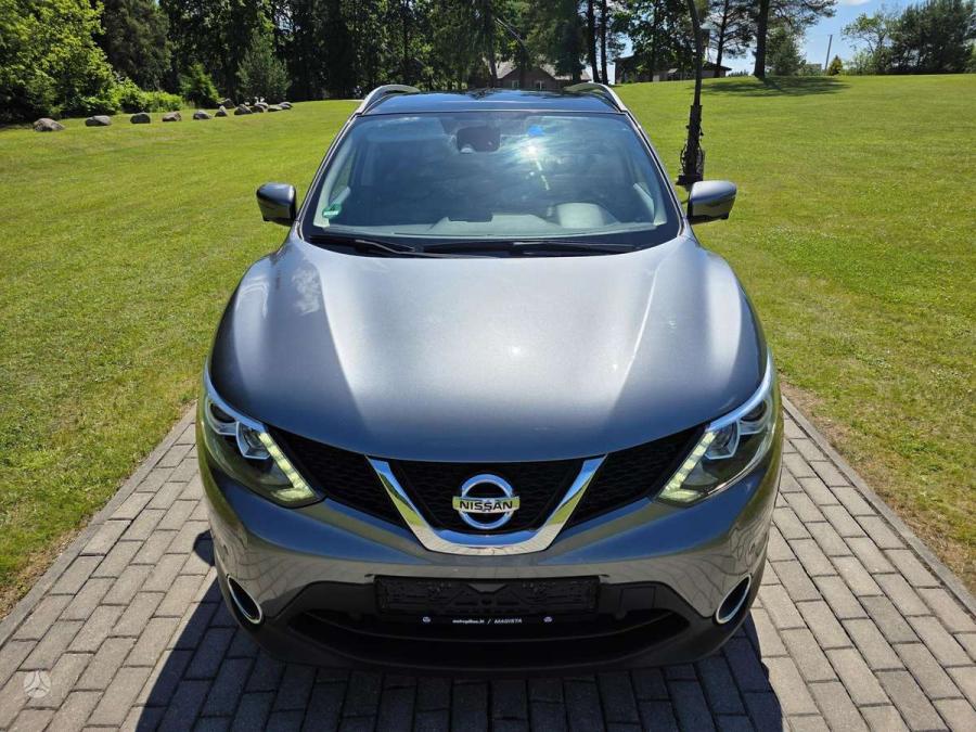 Grey Nissan Qashqai 2016 in Telschi, with an engine capacity of 1.20 L and mileage of 231 thousand km for 8700 €, photo 18 on AUTOMOTO.COM.LV