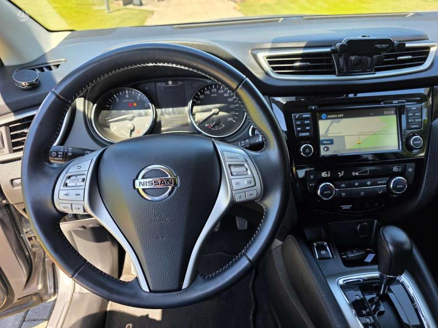 Grey Nissan Qashqai 2016 in Telschi, with an engine capacity of 1.20 L and mileage of 231 thousand km for 8700 €, photo 37 on AUTOMOTO.COM.LV