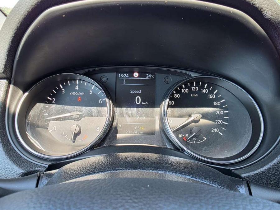 Grey Nissan Qashqai 2016 in Telschi, with an engine capacity of 1.20 L and mileage of 231 thousand km for 8700 €, photo 38 on AUTOMOTO.COM.LV