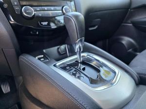 Grey Nissan Qashqai 2016 in Telschi, with an engine capacity of 1.20 L and mileage of 231 thousand km for 8700 €, photo 41 on AUTOMOTO.COM.LV