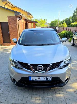 Grey Nissan Qashqai 2016 in Radviliskis, with an engine capacity of 1.20 L and mileage of 84 thousand km for 11200 €, photo 7 on AUTOMOTO.COM.LV