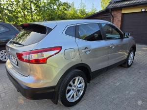 Grey Nissan Qashqai 2016 in Radviliskis, with an engine capacity of 1.20 L and mileage of 84 thousand km for 11200 €, photo 9 on AUTOMOTO.COM.LV