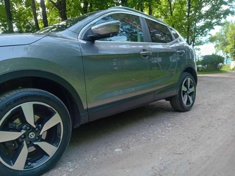 Pelēks Nissan Qashqai 2016 Utena, ar dzinēja tilpumu 1.60 L un nobraukumu 232 tūkst. km par 7500 €, foto 6 vietnē AUTOMOTO.COM.LV