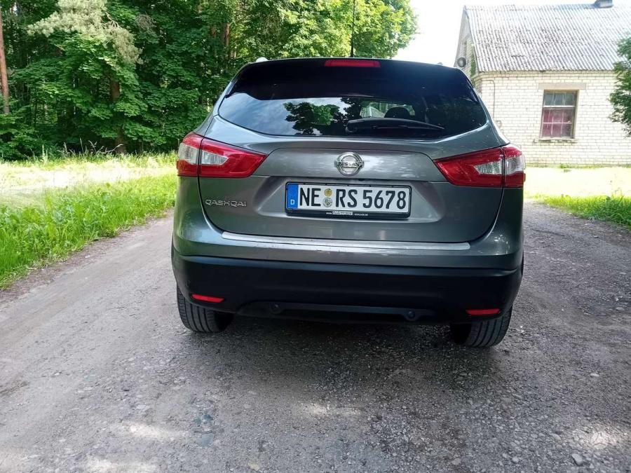 Pelēks Nissan Qashqai 2016 Utena, ar dzinēja tilpumu 1.60 L un nobraukumu 232 tūkst. km par 7500 €, foto 8 vietnē AUTOMOTO.COM.LV