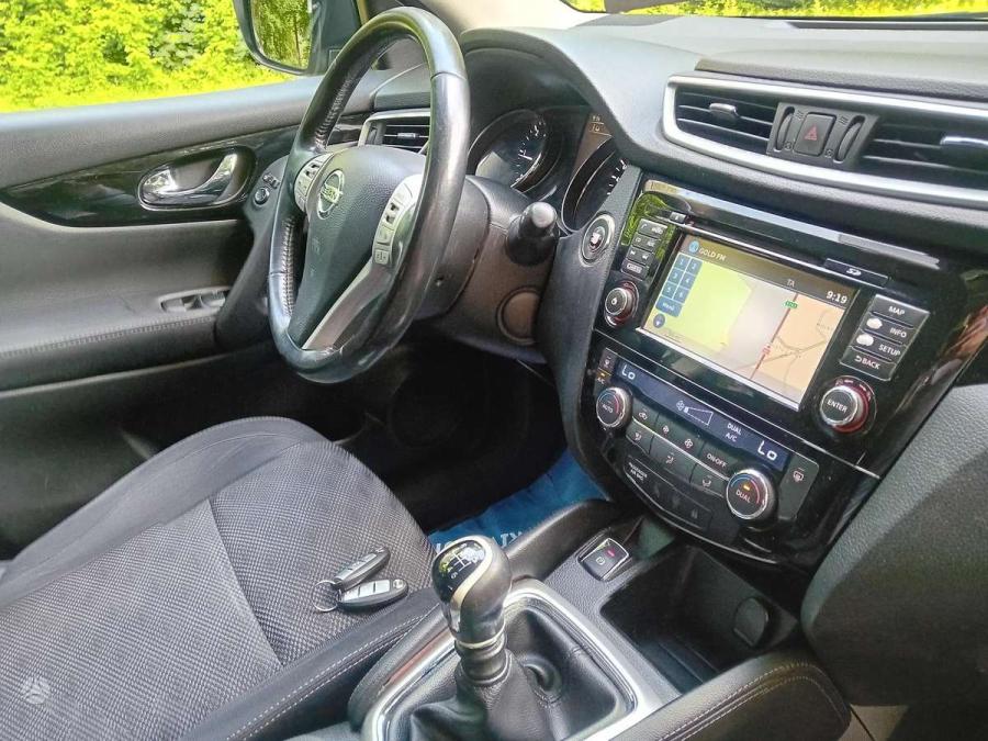 Pelēks Nissan Qashqai 2016 Utena, ar dzinēja tilpumu 1.60 L un nobraukumu 232 tūkst. km par 7500 €, foto 23 vietnē AUTOMOTO.COM.LV