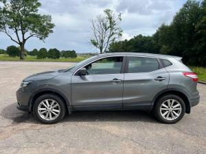 Pelēks Nissan Qashqai 2016 Kauņa, ar dzinēja tilpumu 1.20 L un nobraukumu 167 tūkst. km par 8990 €, foto 4 vietnē AUTOMOTO.COM.LV
