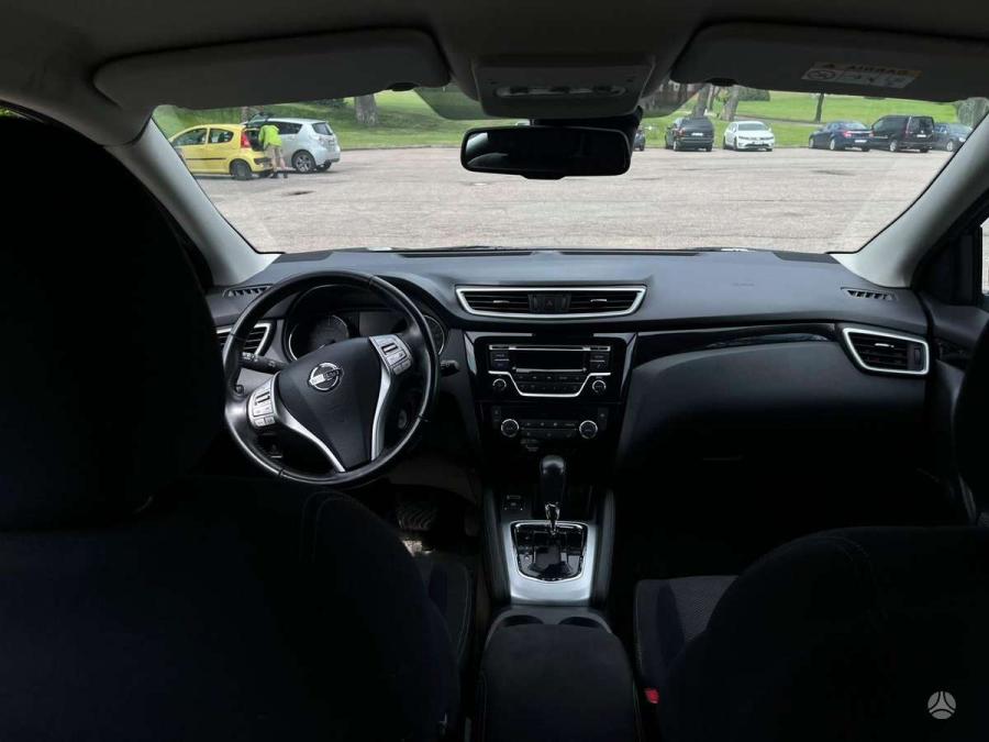 Pelēks Nissan Qashqai 2016 Kauņa, ar dzinēja tilpumu 1.20 L un nobraukumu 167 tūkst. km par 8990 €, foto 8 vietnē AUTOMOTO.COM.LV