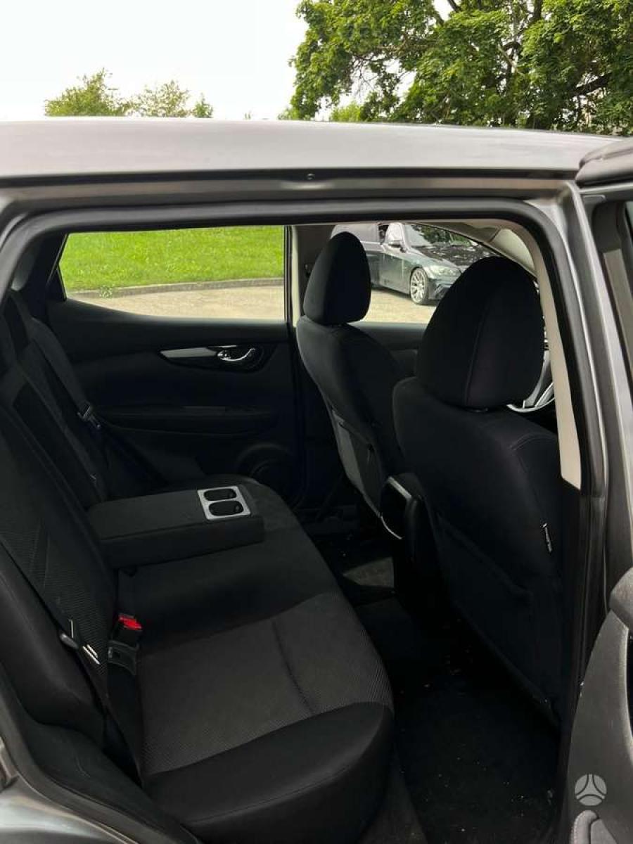Pelēks Nissan Qashqai 2016 Kauņa, ar dzinēja tilpumu 1.20 L un nobraukumu 167 tūkst. km par 8990 €, foto 10 vietnē AUTOMOTO.COM.LV