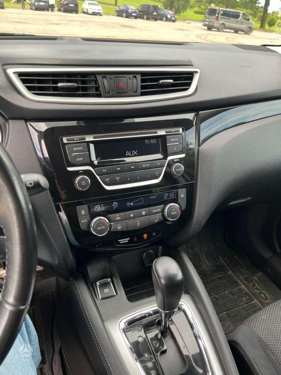 Pelēks Nissan Qashqai 2016 Kauņa, ar dzinēja tilpumu 1.20 L un nobraukumu 167 tūkst. km par 8990 €, foto 14 vietnē AUTOMOTO.COM.LV