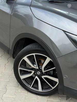 Pelēks Nissan Qashqai 2016 Viļņa, ar dzinēja tilpumu 1.20 L un nobraukumu 56 tūkst. km par 8900 €, foto 12 vietnē AUTOMOTO.COM.LV