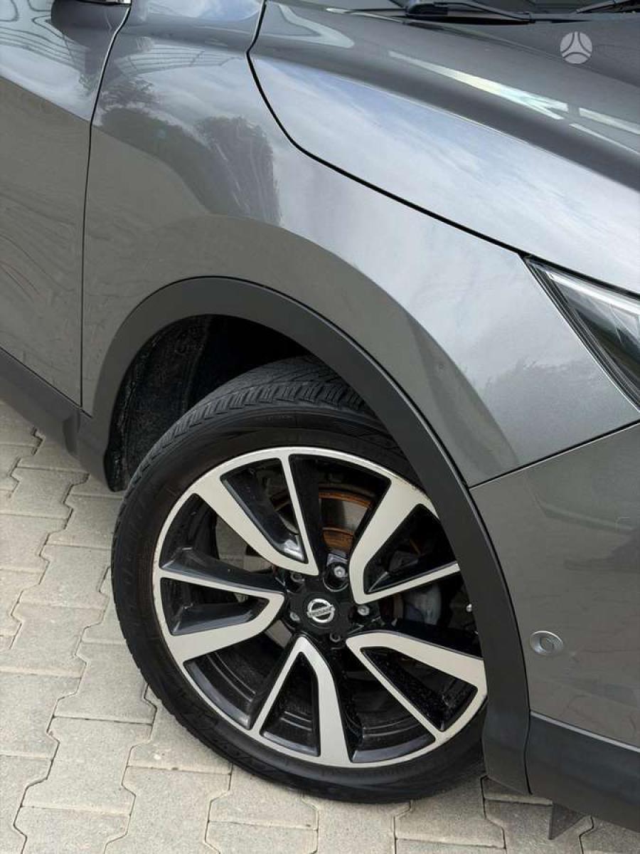 Pelēks Nissan Qashqai 2016 Viļņa, ar dzinēja tilpumu 1.20 L un nobraukumu 56 tūkst. km par 8900 €, foto 12 vietnē AUTOMOTO.COM.LV