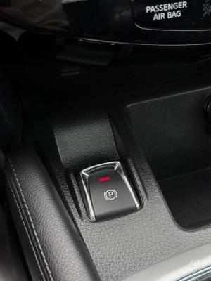 Pelēks Nissan Qashqai 2016 Viļņa, ar dzinēja tilpumu 1.20 L un nobraukumu 56 tūkst. km par 8900 €, foto 17 vietnē AUTOMOTO.COM.LV