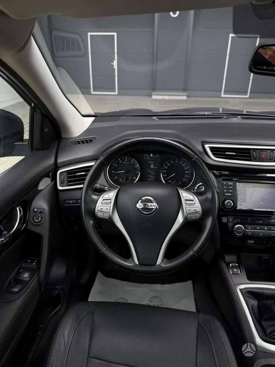 Pelēks Nissan Qashqai 2016 Viļņa, ar dzinēja tilpumu 1.20 L un nobraukumu 56 tūkst. km par 8900 €, foto 18 vietnē AUTOMOTO.COM.LV