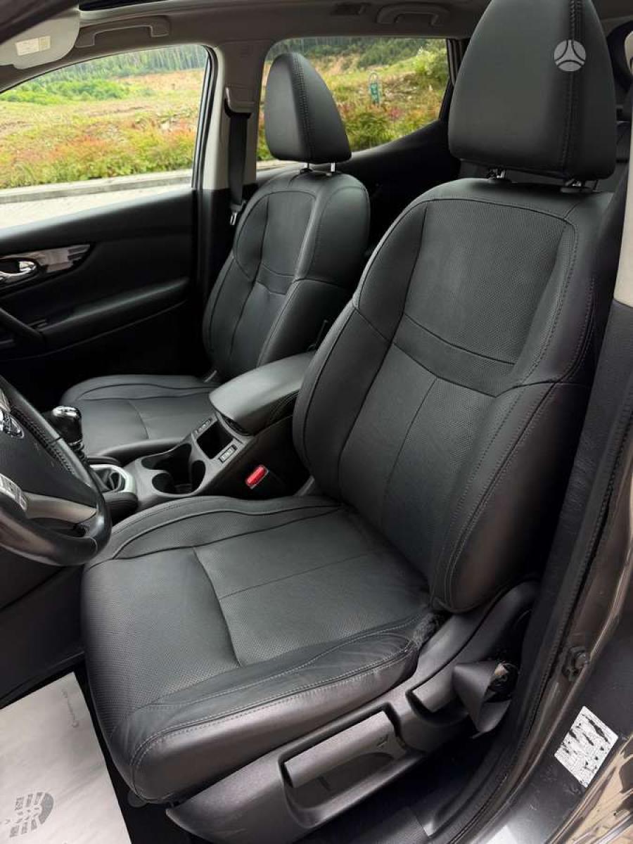 Pelēks Nissan Qashqai 2016 Viļņa, ar dzinēja tilpumu 1.20 L un nobraukumu 56 tūkst. km par 8900 €, foto 22 vietnē AUTOMOTO.COM.LV