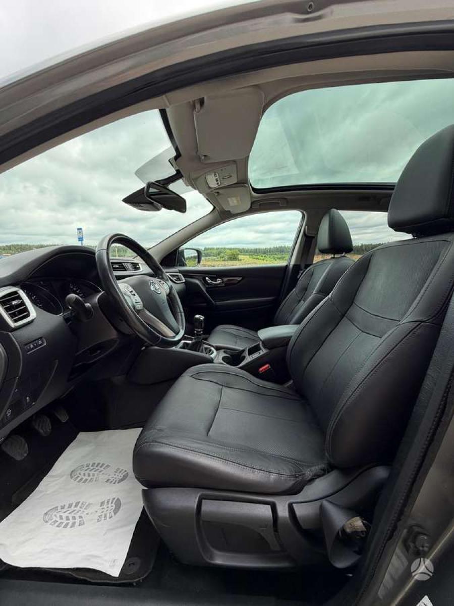 Pelēks Nissan Qashqai 2016 Viļņa, ar dzinēja tilpumu 1.20 L un nobraukumu 56 tūkst. km par 8900 €, foto 24 vietnē AUTOMOTO.COM.LV