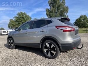 Pelēks Nissan Qashqai 2016 Valmiera, ar dzinēja tilpumu 1.20 L un nobraukumu 154 tūkst. km par 7700 €, foto 5 vietnē AUTOMOTO.COM.LV
