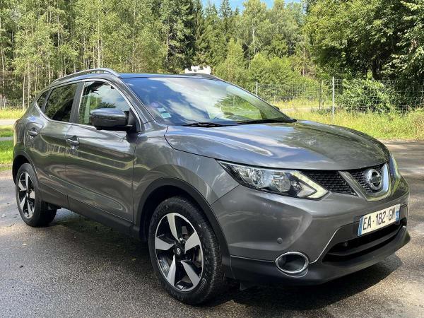 Grey Nissan Qashqai 2016 in Taurage, with an engine capacity of 1.20 L and mileage of 100 thousand km for 7350 €, photo 3 on AUTOMOTO.COM.LV
