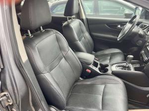 Grey Nissan Qashqai 2016 in Vilnius, with an engine capacity of 1.20 L and mileage of 116 thousand km for 5250 €, photo 9 on AUTOMOTO.COM.LV