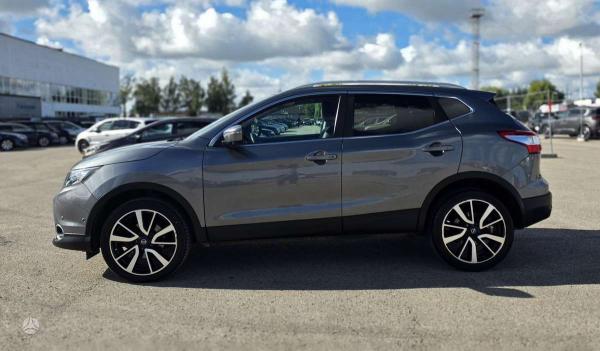 Nissan Qashqai 2016 in Marijampole on AUTOMOTO.COM.LV Grey Nissan Qashqai 2016 in Marijampole, with an engine capacity of 1.60 L and mileage of 202 thousand km for 8500 €, photo 5 on AUTOMOTO.COM.LV