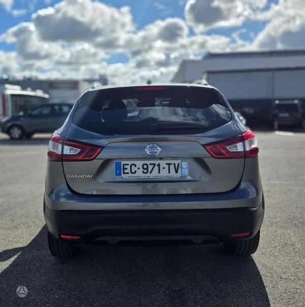 Nissan Qashqai 2016 in Marijampole on AUTOMOTO.COM.LV Grey Nissan Qashqai 2016 in Marijampole, with an engine capacity of 1.60 L and mileage of 202 thousand km for 8500 €, photo 8 on AUTOMOTO.COM.LV