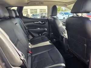 Grey Nissan Qashqai 2016 in Marijampole, with an engine capacity of 1.60 L and mileage of 202 thousand km for 8500 €, photo 16 on AUTOMOTO.COM.LV