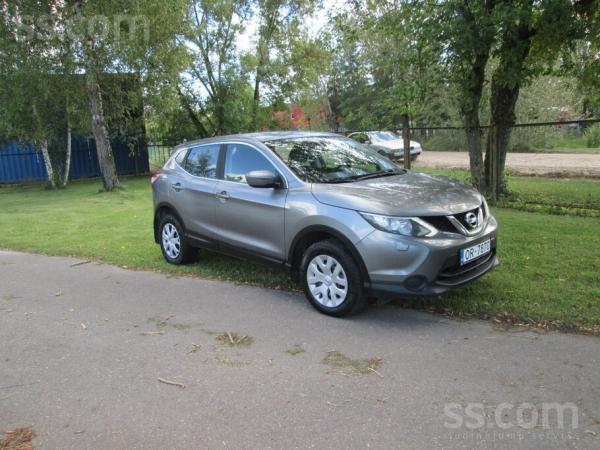 Nissan Qashqai 2016 in Riga on AUTOMOTO.COM.LV Grey Nissan Qashqai 2016 in Riga, with an engine capacity of 1.60 L and mileage of 328 thousand km for 6499 €, photo 1 on AUTOMOTO.COM.LV