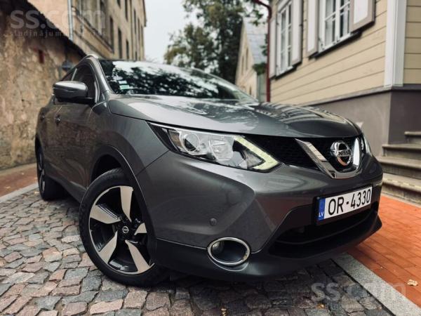 Pelēks Nissan Qashqai 2016 Cēsis, ar dzinēja tilpumu 1.20 L un nobraukumu 0 tūkst. km par 9990 €, foto 1 vietnē AUTOMOTO.COM.LV