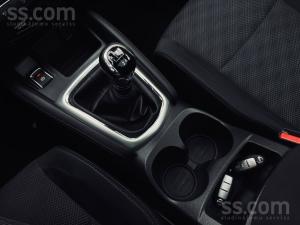 Pelēks Nissan Qashqai 2016 Cēsis, ar dzinēja tilpumu 1.20 L un nobraukumu 0 tūkst. km par 9990 €, foto 21 vietnē AUTOMOTO.COM.LV