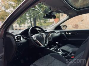 Pelēks Nissan Qashqai 2016 Cēsis, ar dzinēja tilpumu 1.20 L un nobraukumu 0 tūkst. km par 9990 €, foto 25 vietnē AUTOMOTO.COM.LV