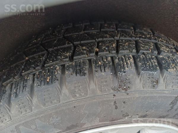 Nissan Qashqai 2016 RÄ«ga vietnÄ PelÄks Nissan Qashqai 2016 RÄ«ga, ar dzinÄja tilpumu 1.60 L un nobraukumu 179 tÅ«kst. km par 6900 ā¬, foto 8 vietnÄ AUTOMOTO.COM.LV