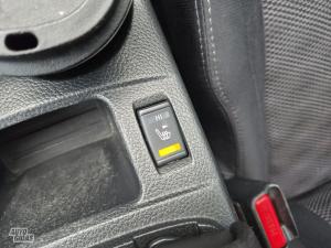 Grey Nissan Qashqai 2016 in Vilnius, with an engine capacity of 1.60 L and mileage of 203 thousand km for 8400 €, photo 3 on AUTOMOTO.COM.LV