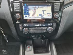 Grey Nissan Qashqai 2016 in Vilnius, with an engine capacity of 1.60 L and mileage of 203 thousand km for 8400 €, photo 5 on AUTOMOTO.COM.LV