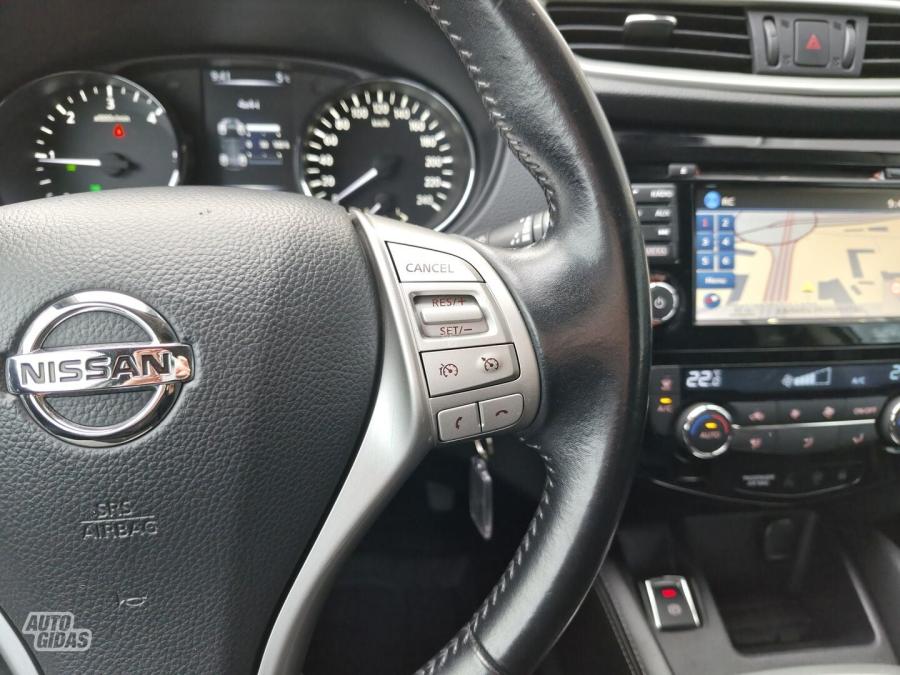 Grey Nissan Qashqai 2016 in Vilnius, with an engine capacity of 1.60 L and mileage of 203 thousand km for 8400 €, photo 13 on AUTOMOTO.COM.LV