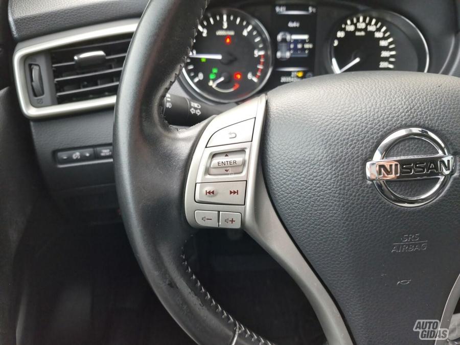 Grey Nissan Qashqai 2016 in Vilnius, with an engine capacity of 1.60 L and mileage of 203 thousand km for 8400 €, photo 14 on AUTOMOTO.COM.LV